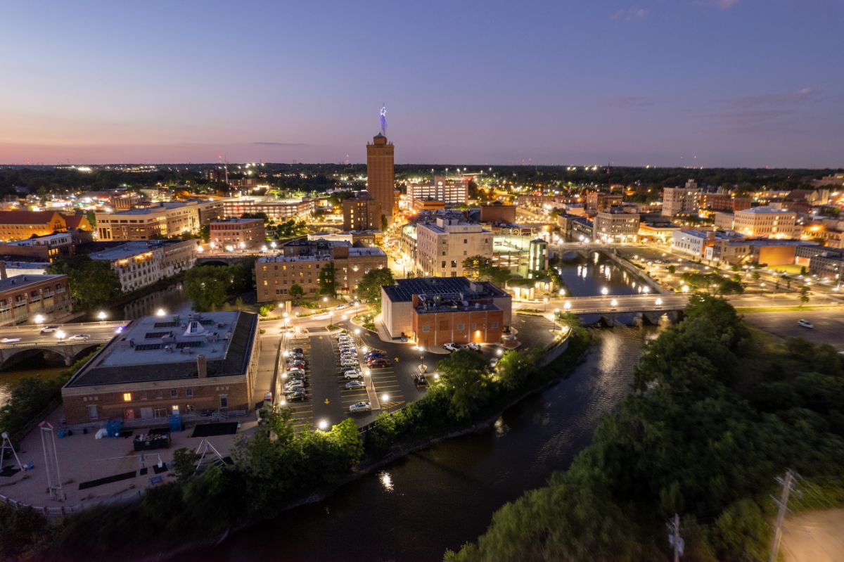 Aurora Travel Guide: Top Things to Do in Aurora, United States ...