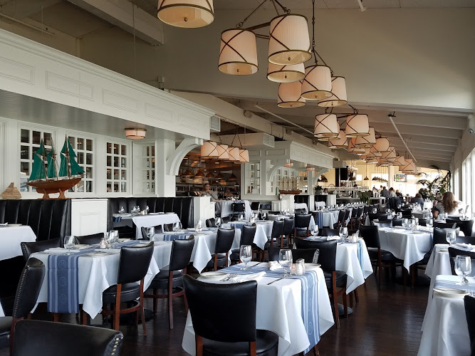 Harbor House Reviews - 4.6/5 Stars | Milwaukee Guide